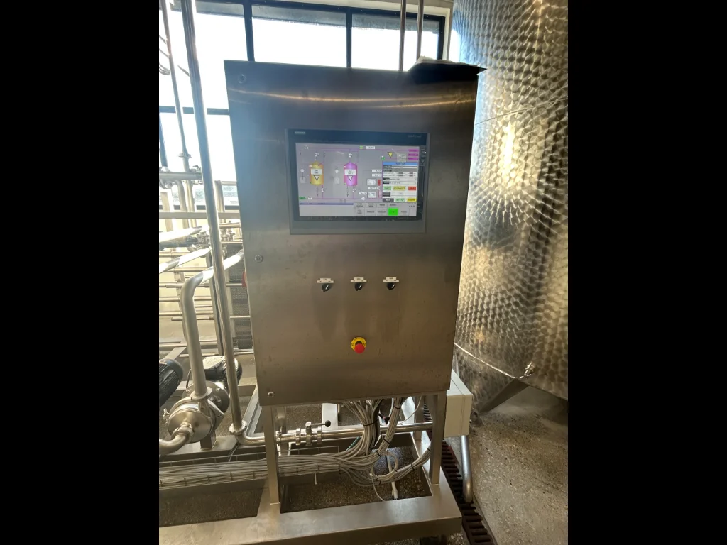 Linha completa de engarrafamento - Linhas de Engarrafamento Usadas