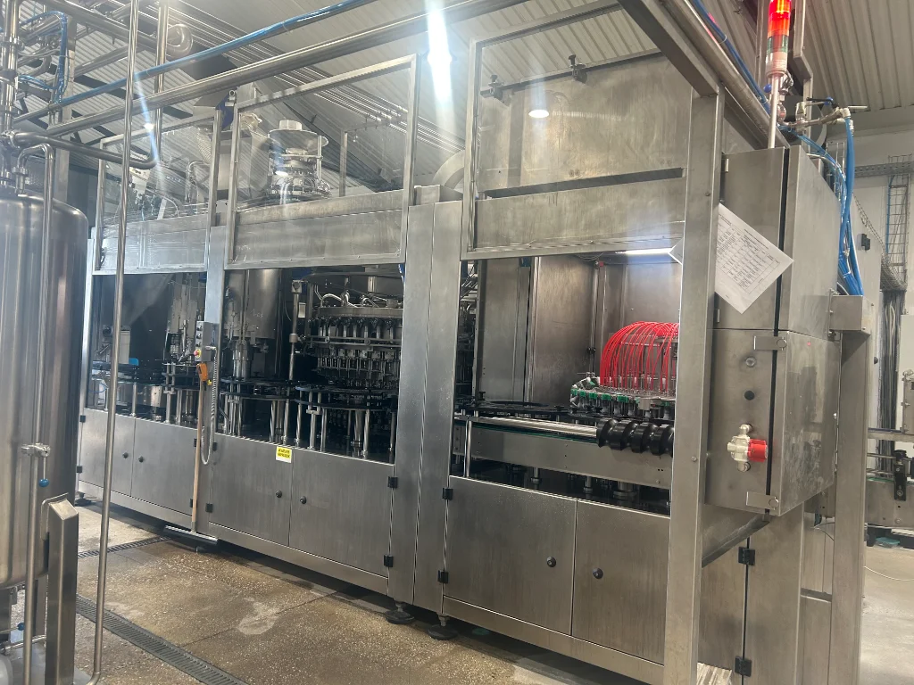 Used complete bottling line for CSD in PET and glass - 8000 bph